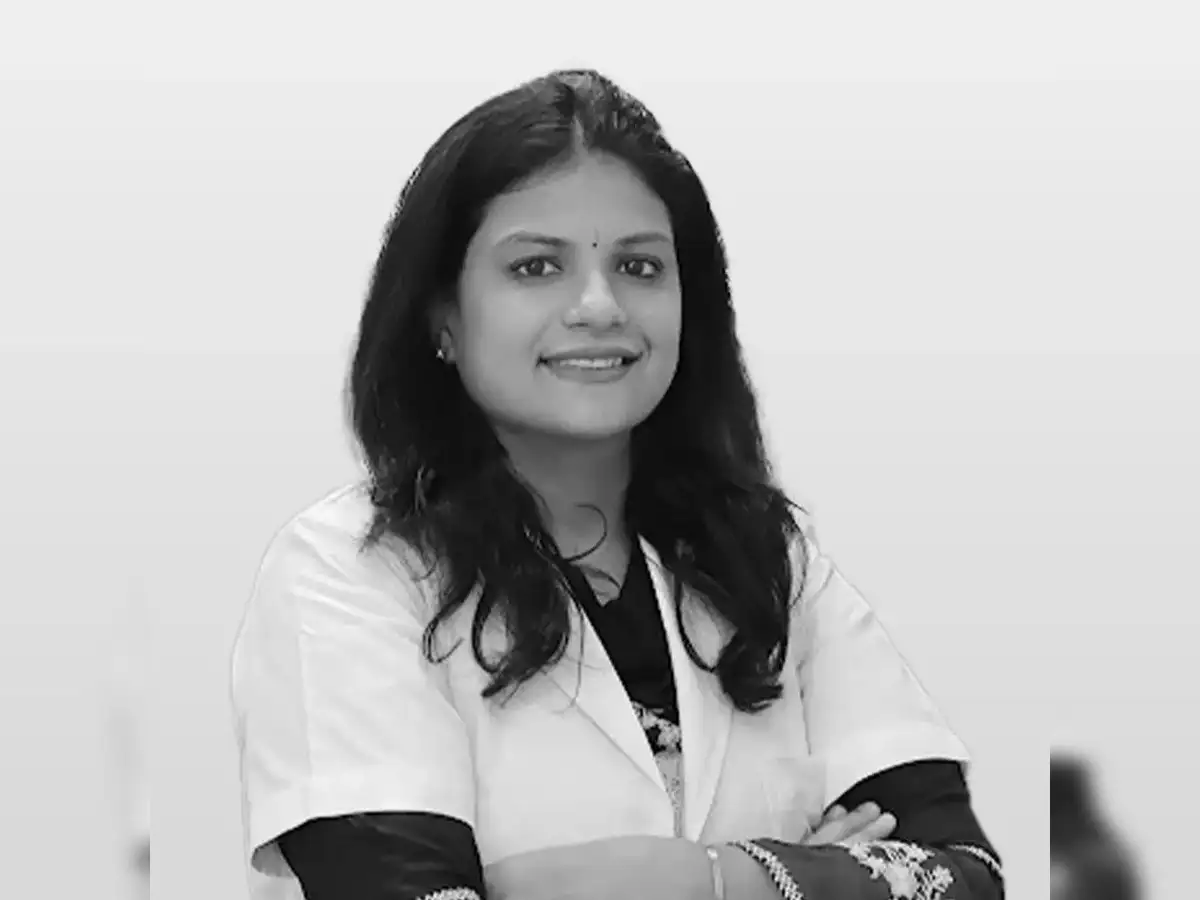 Dr. Sumiti Mehta - Obstetrician and Gynaecologist | Pregatips