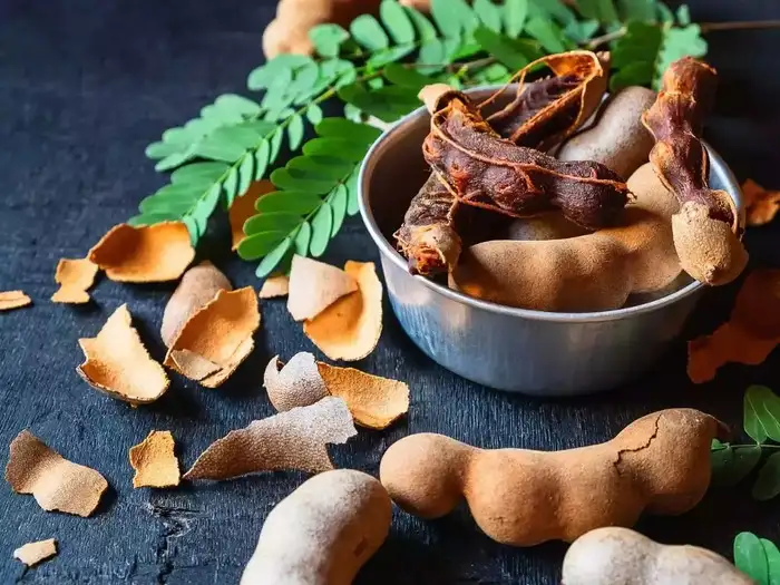 കരിമാംഗല്യം മാറാനും നിറം വയ്ക്കാനും വാളന്‍പുളി - tamarind face pack for ...