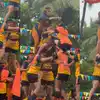 Dahi Handi 2024: मच गया शोर... दिव्या पुगांवकरने चौथ्या थरावर चढून ...