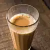 गुळाचा चहा बनवताना टाका कोमट दुध, फाटण्याची शक्यता होईल कमी शेफने ...