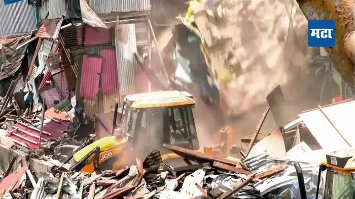Bandra Demolition: गरीब नगरमधील कारवाईचा रेल्वे प्रवाशांना मोठा फायदा ...