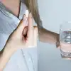 Iron Or Calcium Ki Goli Kaise Khate Hai,खुद डॉक्‍टर के मुंह से जानें ...
