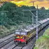 Longest Train Route In India Vivek Express Know About Facilities,विवेक ...