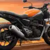 Triumph Speed T4 का नया Baza Orange कलर वेरिएंट भारत में लॉन्च, देखें ...