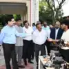 दो बीटेक छात्रों ने हॉस्टल के कमरे में बना दिया ऐसा अचूक ड्रोन, खुद ...