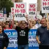 Us H-1b Visa Program,H-1B के खिलाफ खड़े हुए अमेरिकी, कहा- वीजा ...