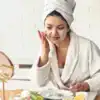 How To Get Parlour Like Facial At Home,घर बैठे फ्री में करें हजारों ...