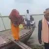 Unique Wedding In Bihar,नाव पर दूल्हा-दुल्हन, झूमते गाते बाराती, सोशल ...