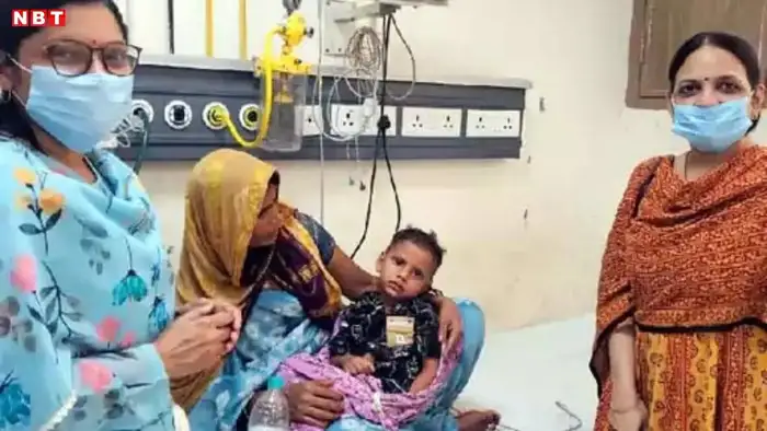 Bhopal Snakebite Case,जमीन पर सो रहे थे मां-बेटा, दरवाजे की सेंध से दबे ...