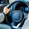 How To Correctly Hold Car Steering Wheel,कैसे पकड़ना चाहिए कार का ...