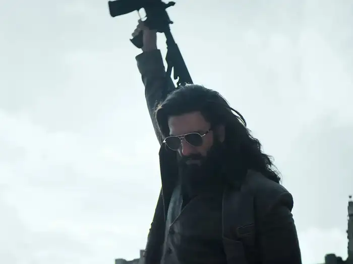 Box Office: मंगलवार को Bhooth Bangla ने मारी गुलाटी, Dhurandhar 2 भी ...