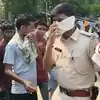 Bihar: 'मरे' हुए अब्बा की घर वापसी से मचा कोहराम, कब्र में दफन था किसी ...