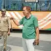 Noida News: कहां पहुंची ई-बस? नोएडा में अब रियल टाइम लोकेशन भी होगी ...