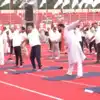Nishant Kumar Yoga: योग कर इंटरनेट पर छाए बिहार के स्वास्थ्य मंत्री ...