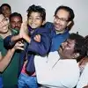 Sunny Pawar,शिवसेना प्रमुख उद्धव से मिले लायन के बाल कलाकार सनी - lion ...
