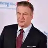 Alec Baldwin Shoots Cinematographer Prop Gun,सेट पर Alec Baldwin से ...