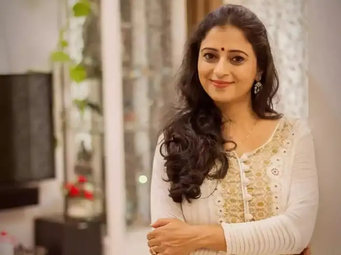 Reena Kapoor Now: आजकल कहां है 'वो रहने वाली महलों की' 'रानी'? अब 13 ...