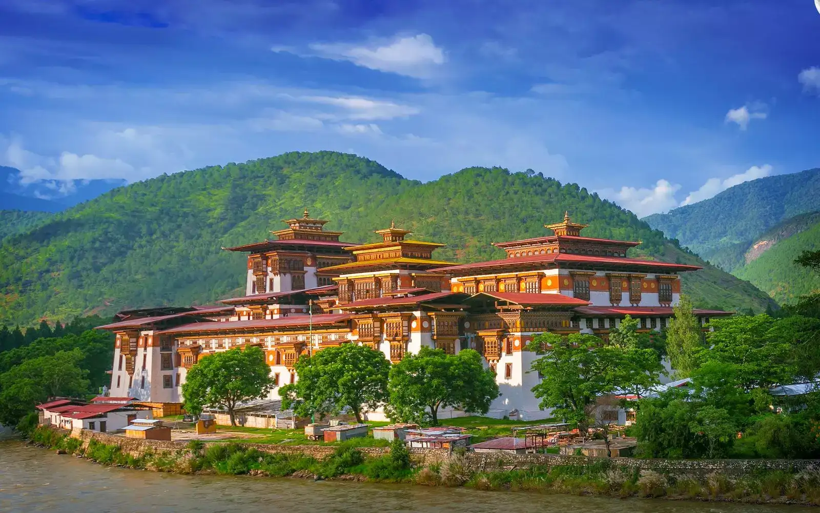 10 Least-Visited Countries in 2025 for Offbeat Travel