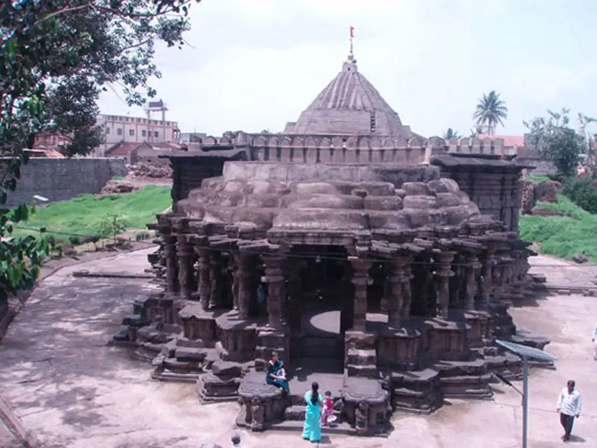 Places to visit in Kolhapur - कोल्‍हापुर जाएं तो जरूर देखें इन मंदिरों ...