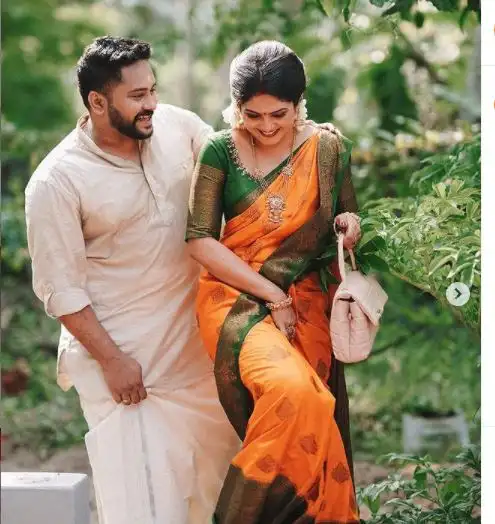 Serial Actress Gayathri Arun Wedding Photos