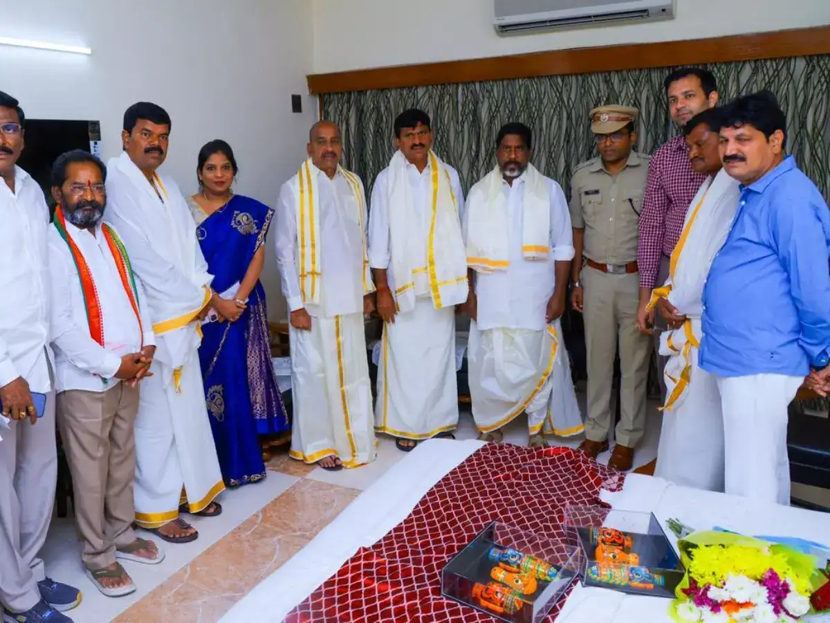 Tellam Venkatarao Bhadrachalam BRS MLA Meets Ministers in Khammam ...