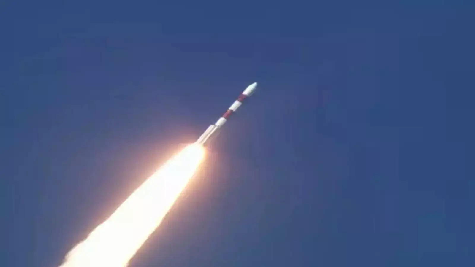 Isro Risat 1b Mission,பி.எஸ்.எல்.வி ராக்கெட் தோல்விகள்... இஸ்ரோ வரலாறு ...