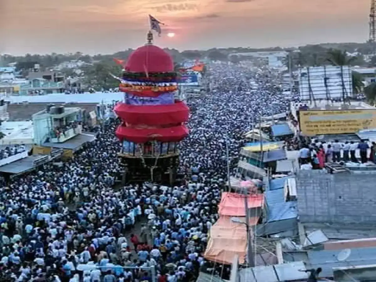 Kotturu Jatre 2023,ಕಾಲ್ನಡಿಗೆಯಿಂದ ಕೊಟ್ಟೂರಿಗೆ ಬಂದ ಲಕ್ಷಾಂತರ ಯಾತ್ರಿಕರು: ಫೆ ...