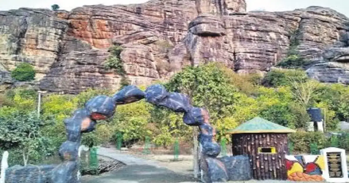 Weekend Destinations,Pandavula Guttalu: సాహస ప్రియులకు నచ్చే ప్రదేశం ...