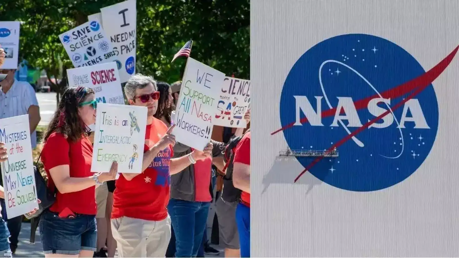 NASA पर भी छंटनी की गाज गिरी: करीब 4000 कर्मचारियों की छुट्टी, अमेरिका ...