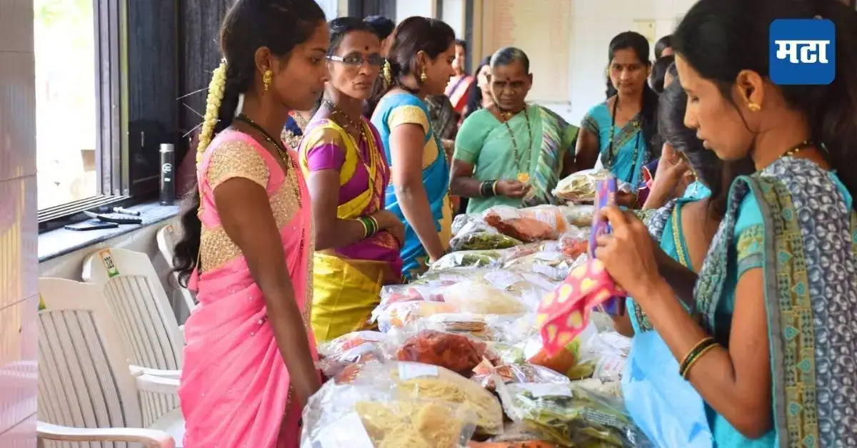 Mahila Bachat Gat Success Story : बचत गटाची यशस्वी भरारी, दहा महिलांनी एकत्र येत सुरू केला ...