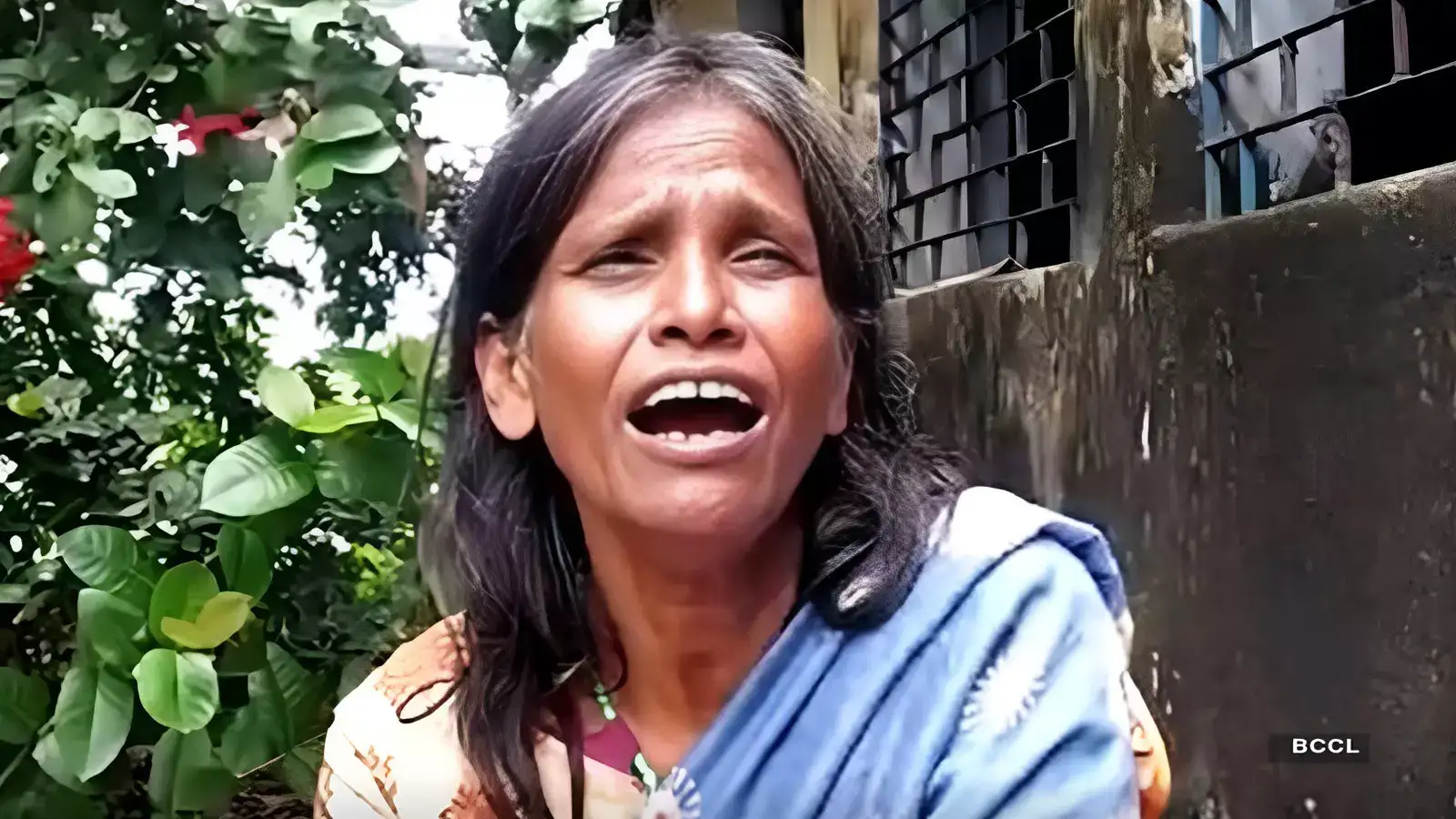 रानू मंडल को ये क्‍या हो गया? 5 साल बाद इस हाल में मिली सिंगर, घर में ...