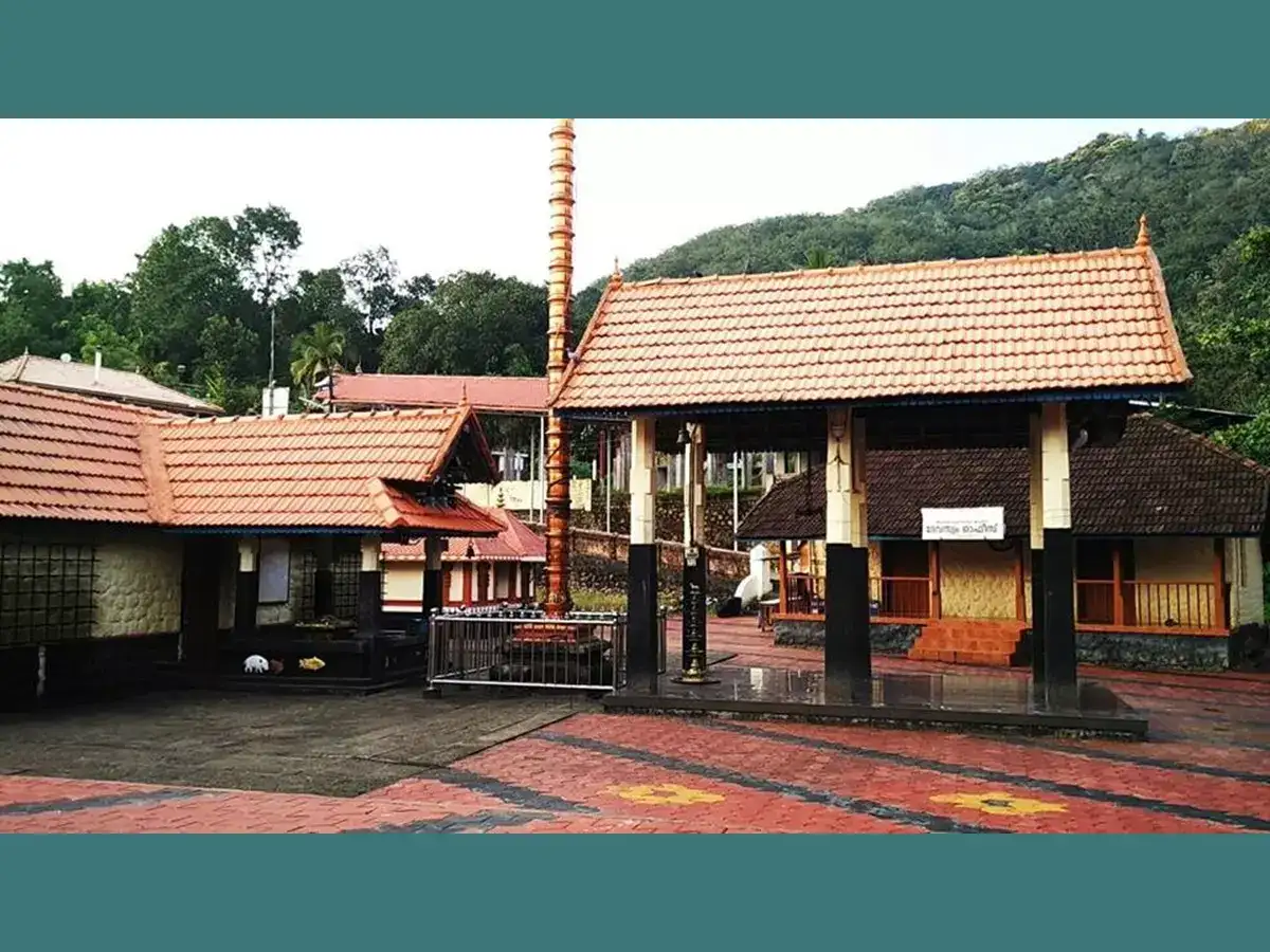 Perunad Sree Dharma Sastha Temple,സ്ത്രീകളുടെ ശബരിമല, ശബരിമലയോളം ...