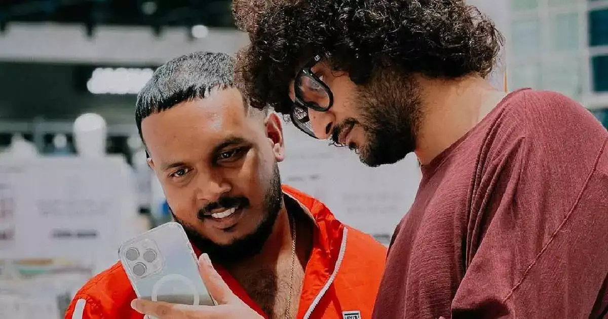 Karthik Surya Shaz Muhamed,എടാ ഇത് നീ കാശ് കൊടുത്ത് വാങ്ങിയത് തന്നെയാണോ ...