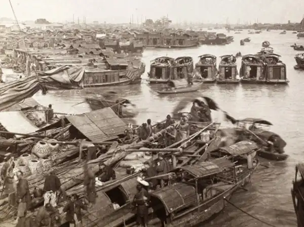 China Tanka Community Where People lives On Floating Villege From ...