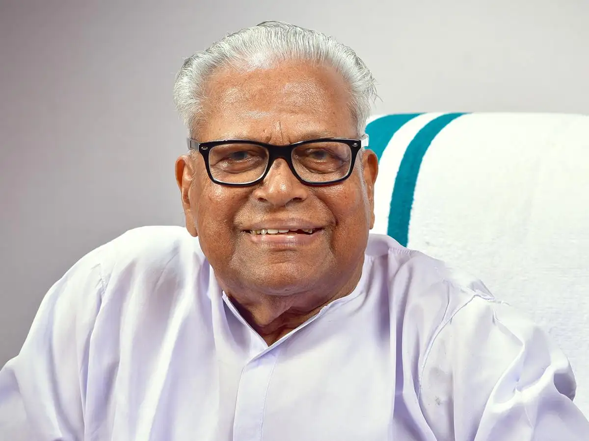 Pinarayi Vijayan Wishes V S Achuthanandan,കമ്യൂണിസ്റ്റ് പാർട്ടിക്കോ ...