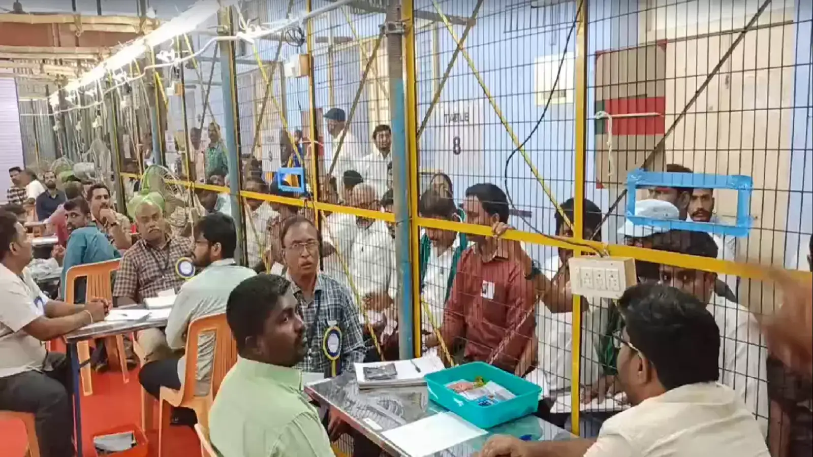 Erode East by-election Vote count - DMK candidate Chandrakumar leads ...