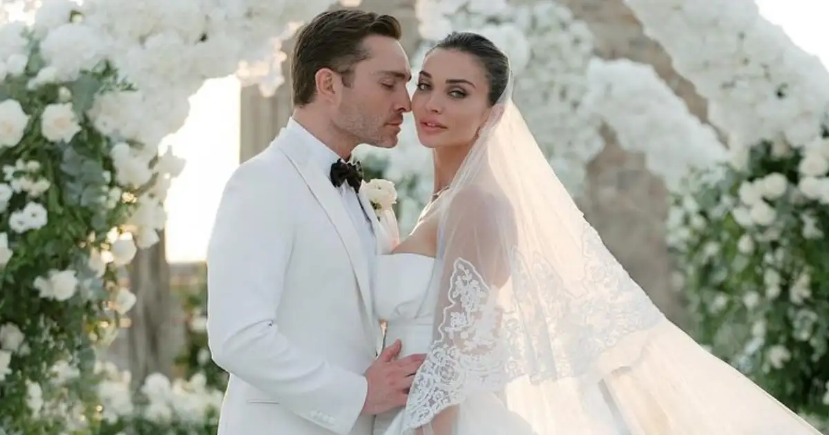 Amy Jackson And Ed Westwick Wedding White Outfit And Photo,5 साल के ...