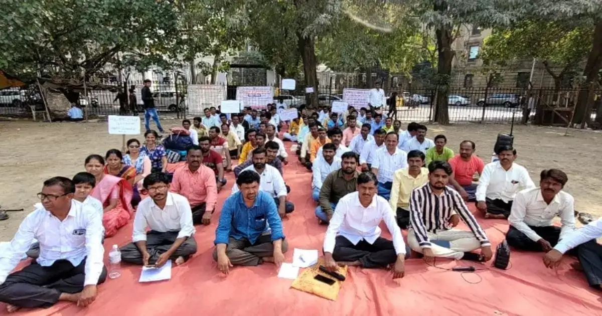 Ashram Shala,राज्यातील आश्रमशाळांना घरघर; मदतीसाठी आझाद मैदानावर १० ...