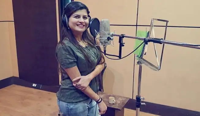 Savani Ravindra,तेलुगूमध्ये ‘सा’वनी - sawani ravindra's first telugu ...