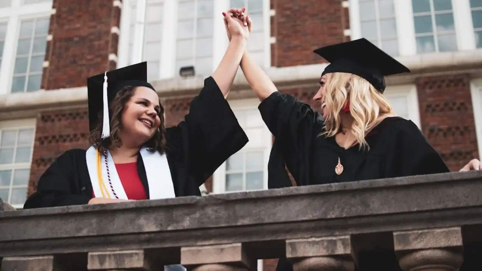 US College Fees For Indian Students,MIT, हार्वर्ड, स्टैनफर्ड... अमेरिका ...