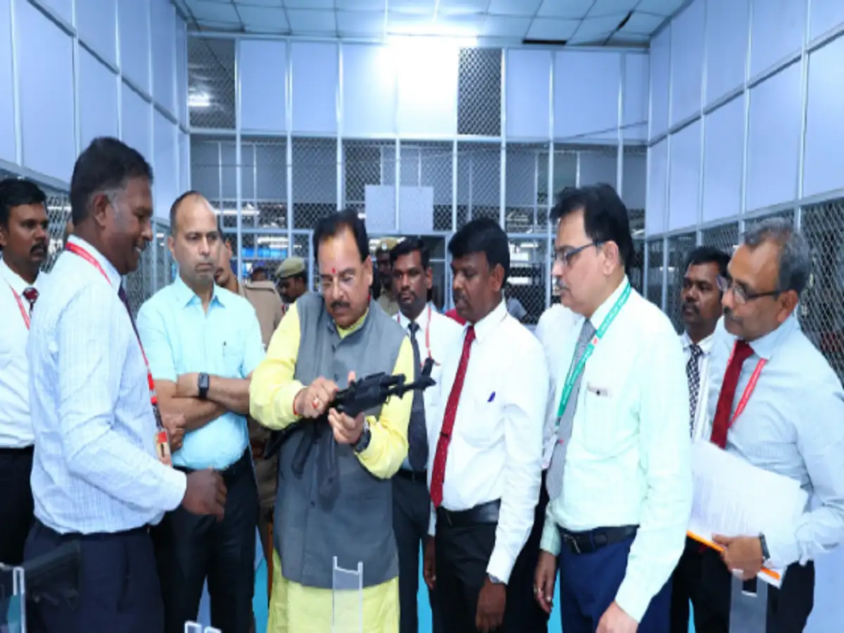 Gun Factory,திருச்சி மாவட்டத்தில் இயங்கி வரும் துப்பாக்கி தொழிற்சாலை ...