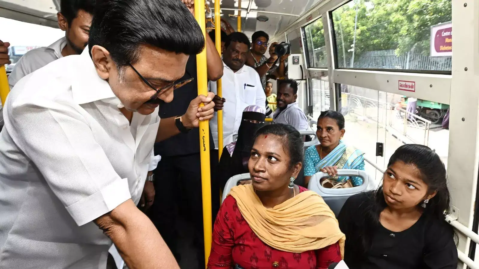 Magalir Vidiyal Payanam Scheme மகளிர் விடியல் பயணம்: முதல்வர் ...