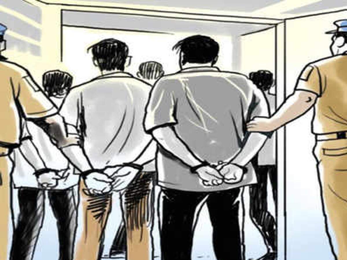 Vehicle Theft,पुणे : आंतरराज्यीय वाहनचोरांच्या टोळीला अटक; ८० लाखांचा ... Vehicle Theft,पुणे : आंतरराज्यीय वाहनचोरांच्या टोळीला अटक; ८० लाखांचा ...