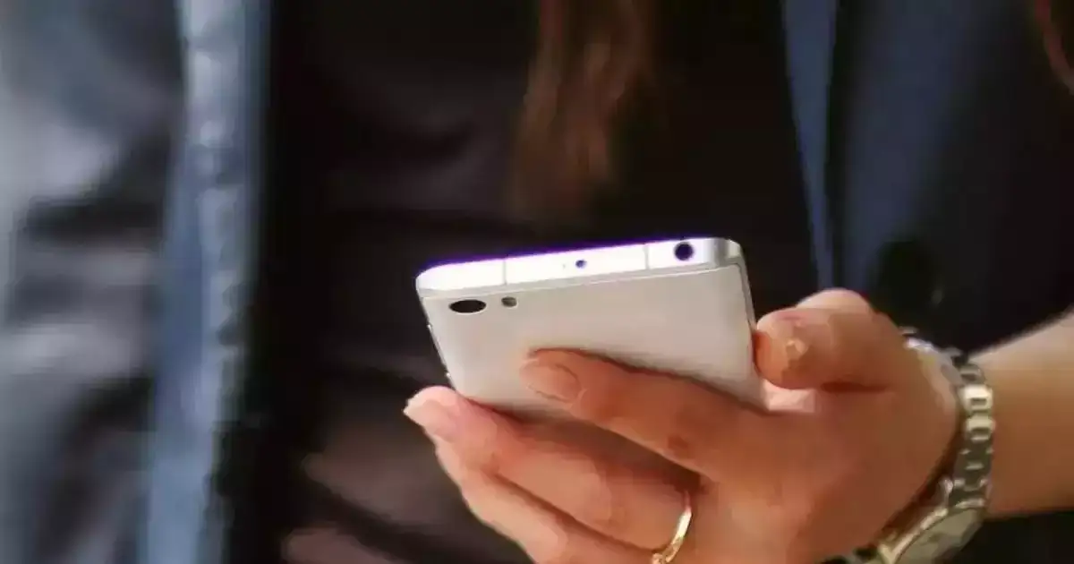 Smartphones Tips,പഴയ സ്മാർട്ട്ഫോൺ കളയല്ലേ, അവ ഇങ്ങനെയുള്ള ആവശ്യങ്ങൾക്കും ഉപയോഗിക്കാം - here are ...