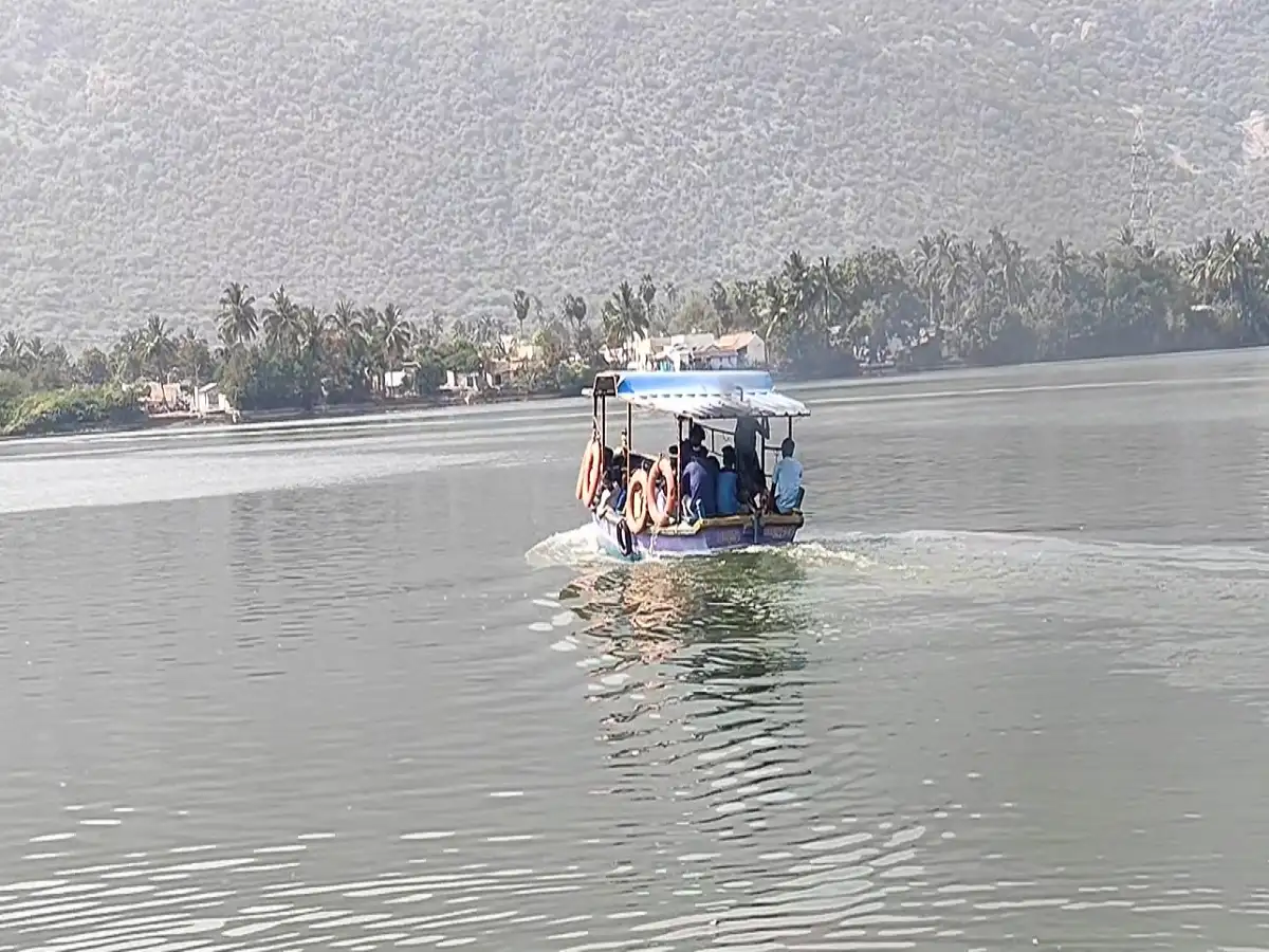 பூலாம்பட்டி,சேலம் பூலாம்பட்டிக்கு சுற்றுலா பயணிகள் வருகை அதிகரிப்பு ...