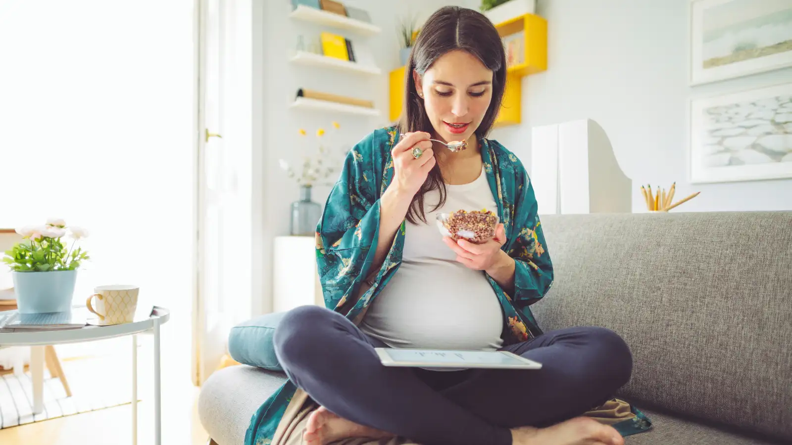 Managing Gestational Diabetes: 6 Food Habits That Raise Blood Sugar
