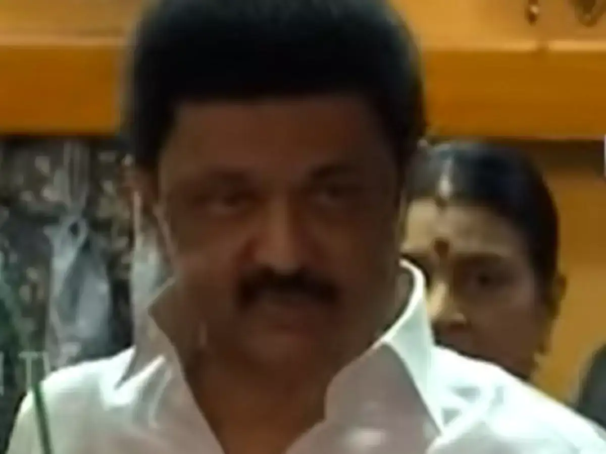 CM MK Stalin left by train with his wife Durga Stalin: மனைவி துர்கா ...