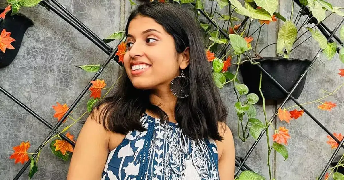 Ias Aastha Singh Desi And Stylish Looks,21 की उम्र में UPSC क्लियर करने ...