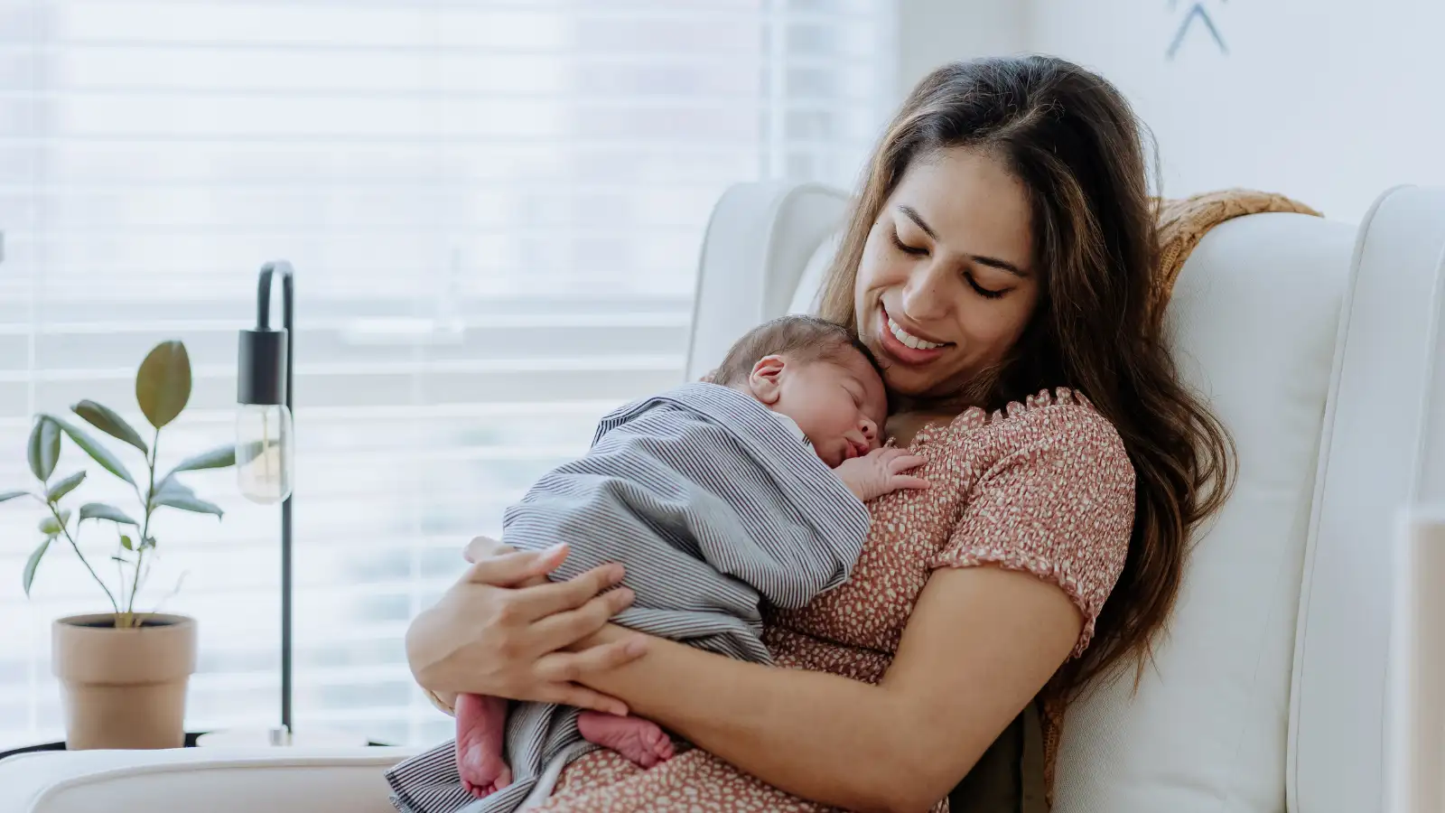 Caring for Your Baby’s Head: A Complete Guide for New Parents