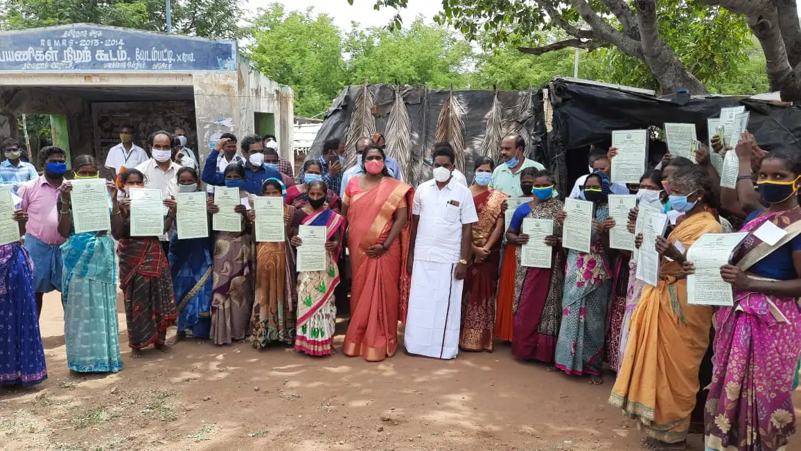 Dharmapuri District Collector,கிராம மக்களை நெகிழ வைத்த கலெக்டர்; வீடு ...